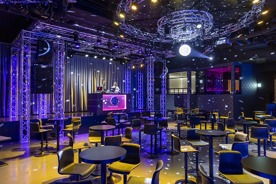 R3 CLUB LOUNGE | bonobo